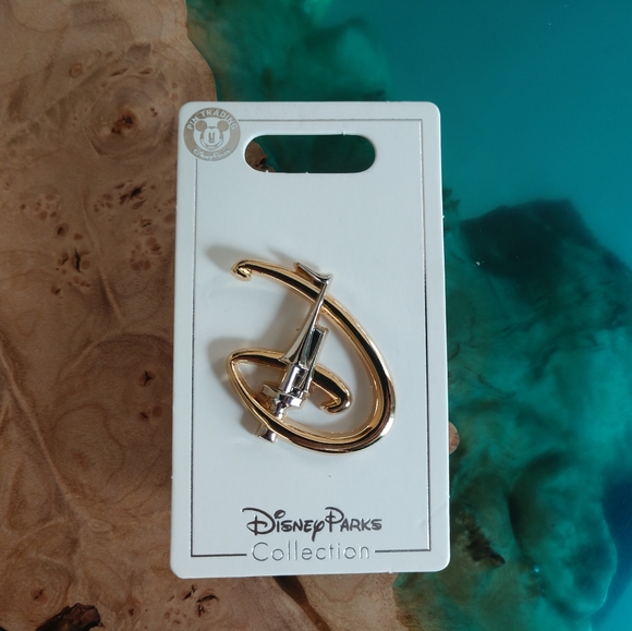 Disney | Jewelry | Disney Parks D Castle Pin Nwt | Poshmark
